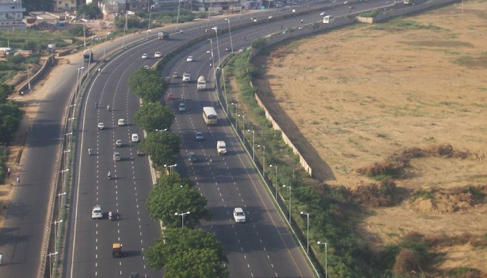 The 10 Amazing Expressways in India | Welcomenri